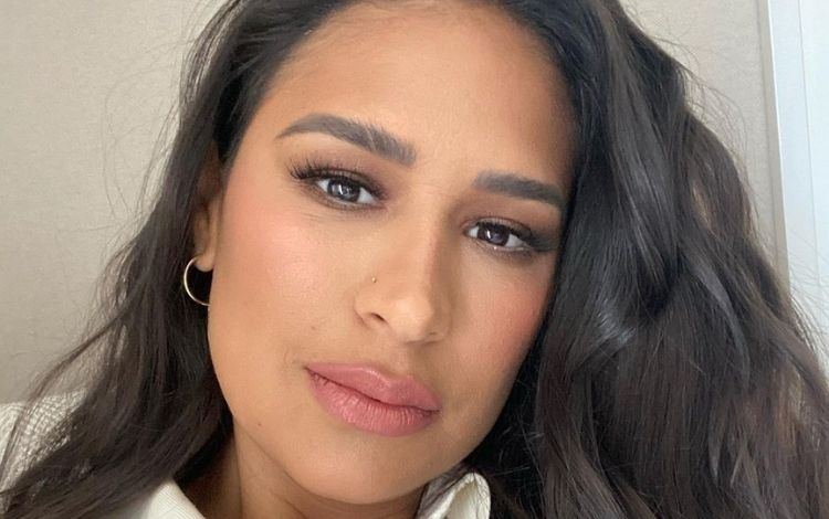 SIMONE CIRURGIA UTERO - Rádio Rede FM